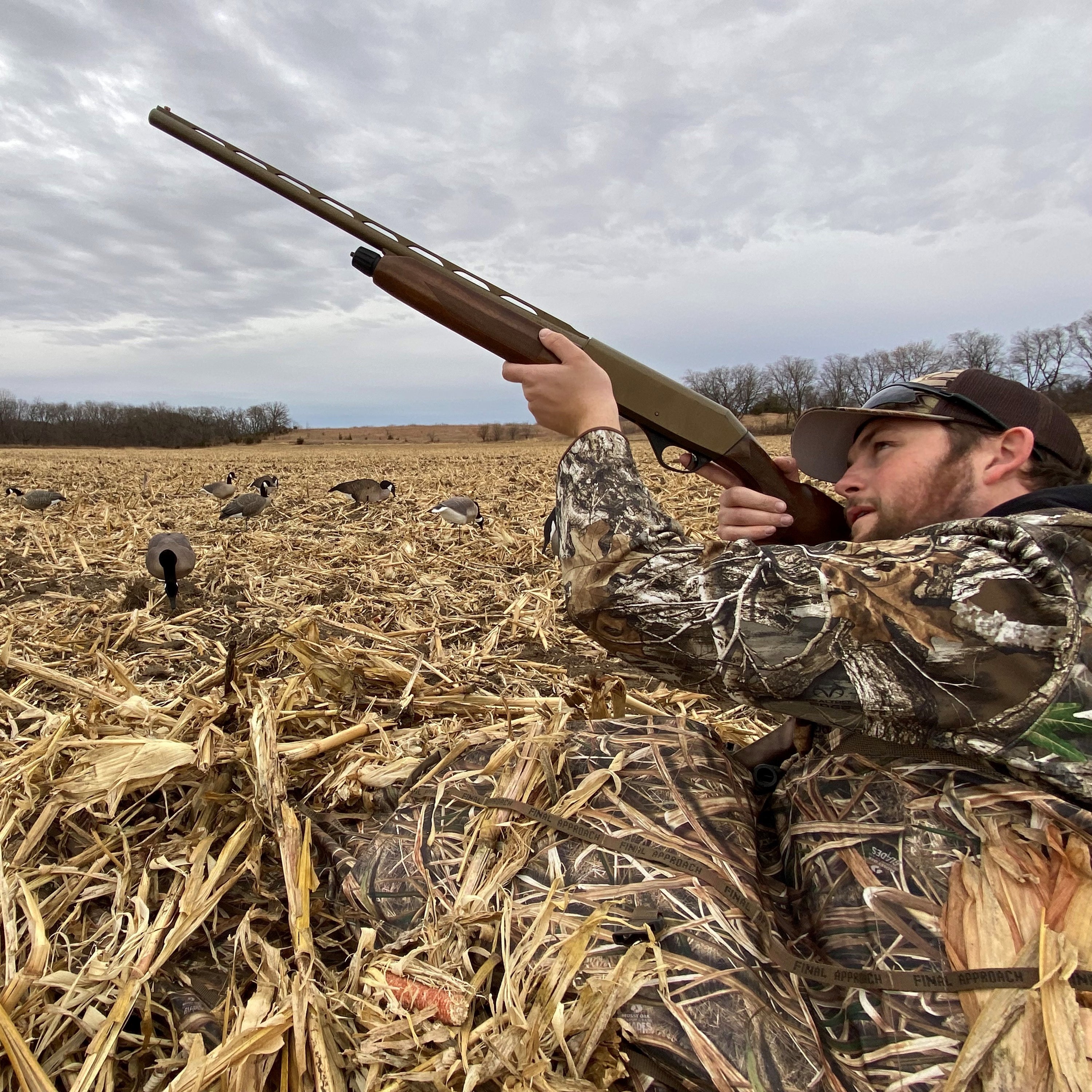 Decoys, blind bags, and waterfowling accessories | Decoy Central